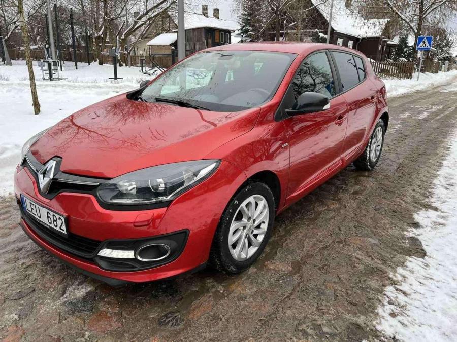 Red Renault Megane 2015 in Vilnius, with an engine capacity of 1.46 L and mileage of 170 thousand km for 4500 €, photo 3 on AUTOMOTO.COM.LV