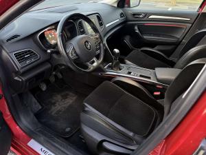 Sarkans Renault Megane 2016 Tauragė, ar dzinēja tilpumu 1.60 L un nobraukumu 136 tūkst. km par 8700 €, foto 16 vietnē AUTOMOTO.COM.LV
