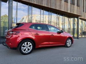 Sarkans Renault Megane 2020 Tukums, ar dzinēja tilpumu 1.50 L un nobraukumu 199 tūkst. km par 8790 €, foto 15 vietnē AUTOMOTO.COM.LV