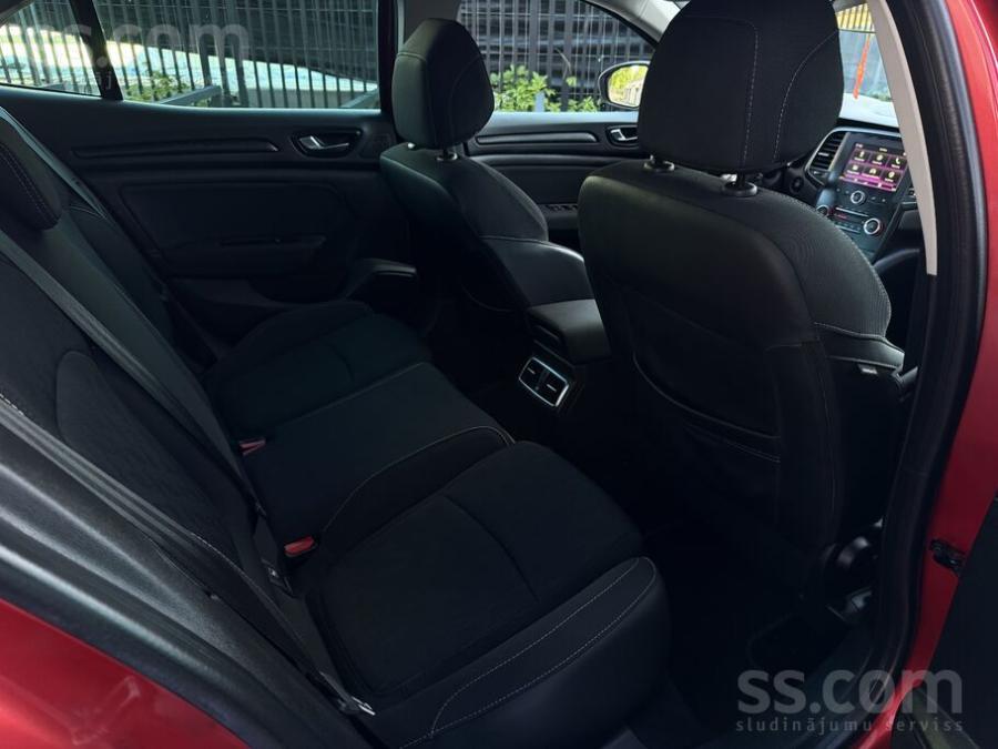 Sarkans Renault Megane 2020 Tukums, ar dzinēja tilpumu 1.50 L un nobraukumu 199 tūkst. km par 8790 €, foto 31 vietnē AUTOMOTO.COM.LV