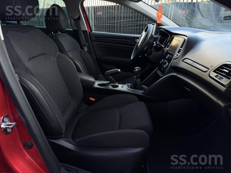 Sarkans Renault Megane 2020 Tukums, ar dzinēja tilpumu 1.50 L un nobraukumu 199 tūkst. km par 8790 €, foto 32 vietnē AUTOMOTO.COM.LV