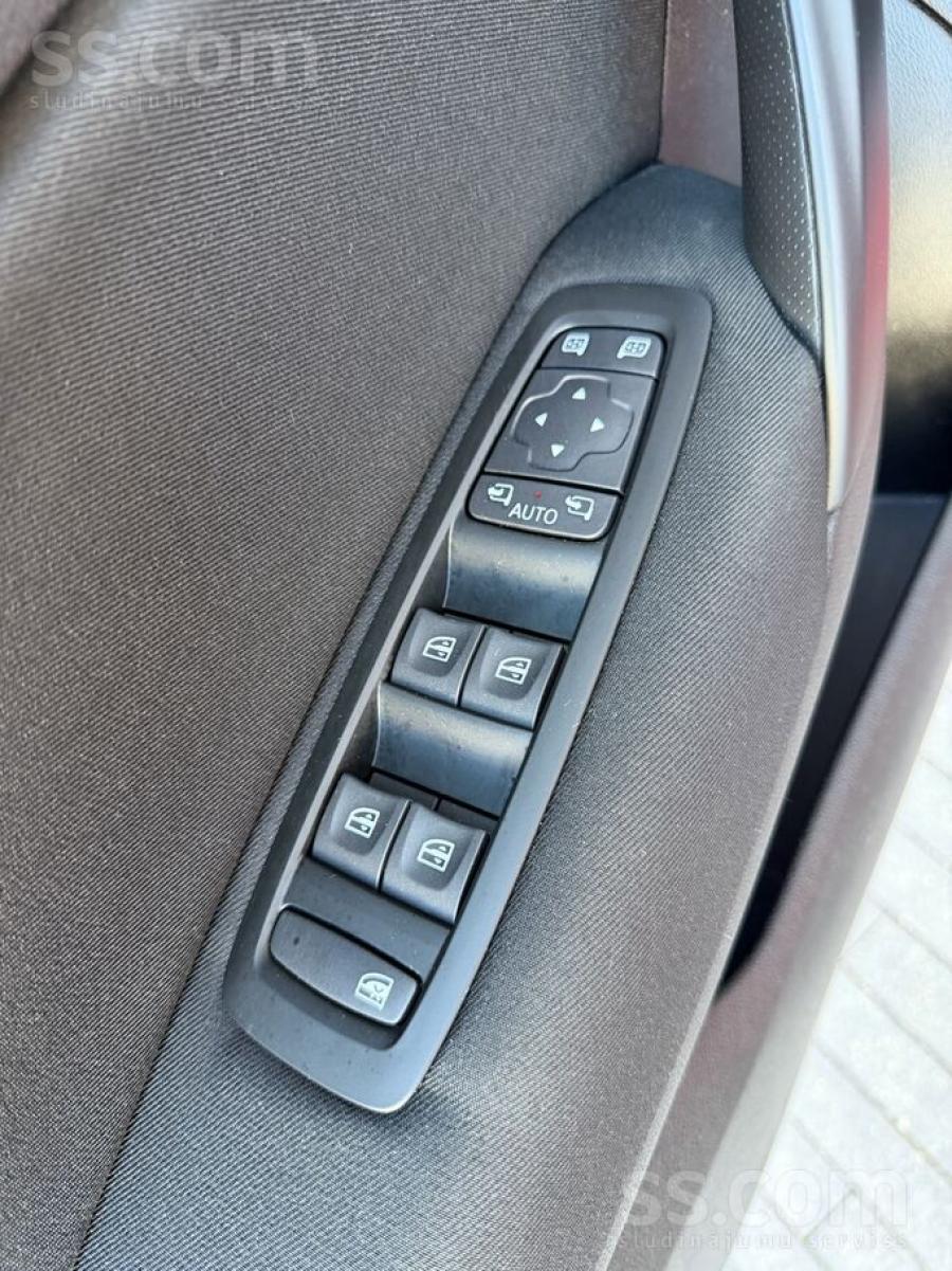 Sarkans Renault Megane 2020 Tukums, ar dzinēja tilpumu 1.50 L un nobraukumu 199 tūkst. km par 8790 €, foto 35 vietnē AUTOMOTO.COM.LV