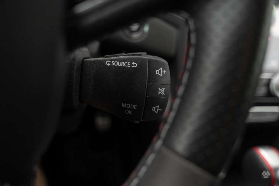 Sarkans Renault Megane 2022 Viļņa, ar dzinēja tilpumu 1.80 L un nobraukumu 30 tūkst. km par 34999 €, foto 34 vietnē AUTOMOTO.COM.LV