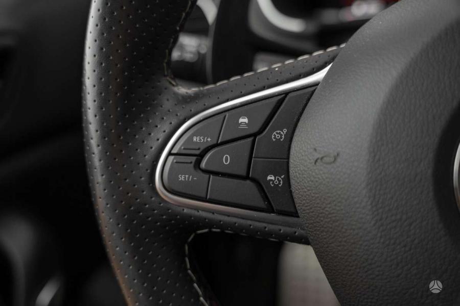 Sarkans Renault Megane 2022 Viļņa, ar dzinēja tilpumu 1.80 L un nobraukumu 30 tūkst. km par 34999 €, foto 36 vietnē AUTOMOTO.COM.LV