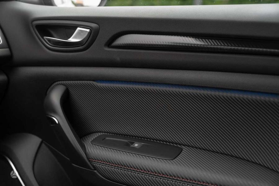 Sarkans Renault Megane 2022 Viļņa, ar dzinēja tilpumu 1.80 L un nobraukumu 30 tūkst. km par 34999 €, foto 40 vietnē AUTOMOTO.COM.LV