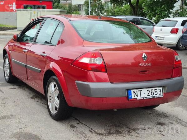 Sarkans Renault Megane 2005 Rīga, ar dzinēja tilpumu 2.00 L un nobraukumu 201 tūkst. km par 1550 €, foto 2 vietnē AUTOMOTO.COM.LV