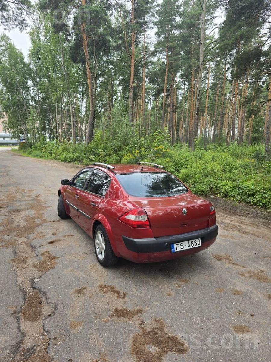 Красный Рено Меган 2006 в Рига, объемом двигателя 1.60 л и пробегом 164 тыс. км за 1100 €, фото 4 на AUTOMOTO.COM.LV