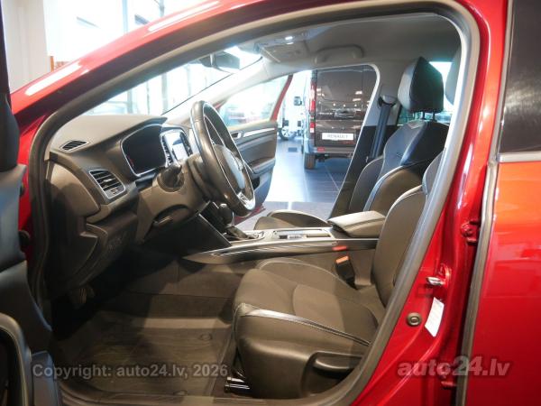Red Renault Megane 2023 in Tallinn, with an engine capacity of 1.30 L and mileage of 47 thousand km for 16990 €, photo 7 on AUTOMOTO.COM.LV