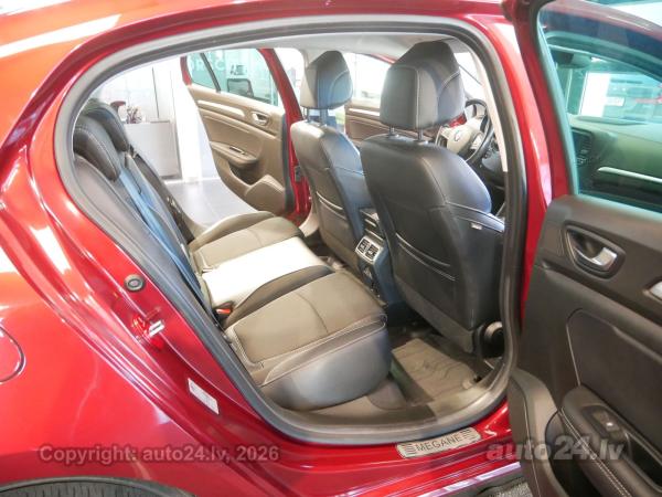 Red Renault Megane 2023 in Tallinn, with an engine capacity of 1.30 L and mileage of 47 thousand km for 16990 €, photo 11 on AUTOMOTO.COM.LV