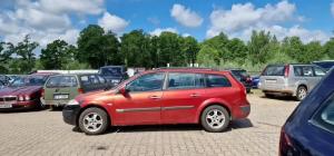 Sarkans Renault Megane 2004 Valmiera, ar dzinēja tilpumu 1.60 L un nobraukumu 315 tūkst. km par 850 €, foto 7 vietnē AUTOMOTO.COM.LV