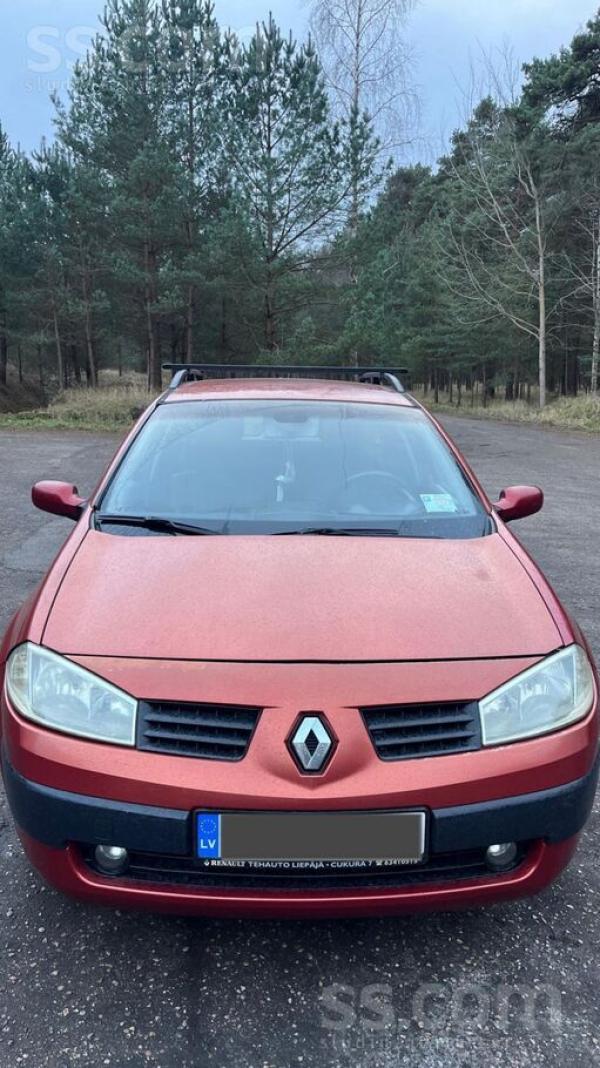 Sarkans Renault Megane 2005 Liepāja, ar dzinēja tilpumu 1.60 L un nobraukumu 0 tūkst. km par 1200 €, foto 2 vietnē AUTOMOTO.COM.LV