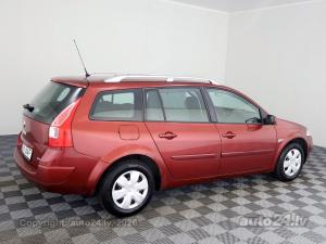 Красный Рено Меган 2007 в Таллин, объемом двигателя 1.60 л и пробегом 116 тыс. км за 1799 €, фото 4 на AUTOMOTO.COM.LV