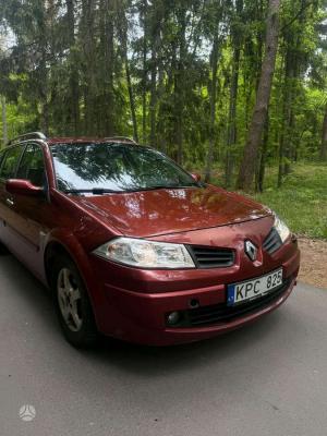 Red Renault Megane 2007 in Siauliai, with an engine capacity of 1.87 L and mileage of 270 thousand km for 1250 €, photo 3 on AUTOMOTO.COM.LV