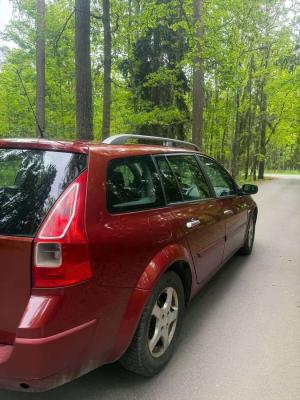 Red Renault Megane 2007 in Siauliai, with an engine capacity of 1.87 L and mileage of 270 thousand km for 1250 €, photo 10 on AUTOMOTO.COM.LV