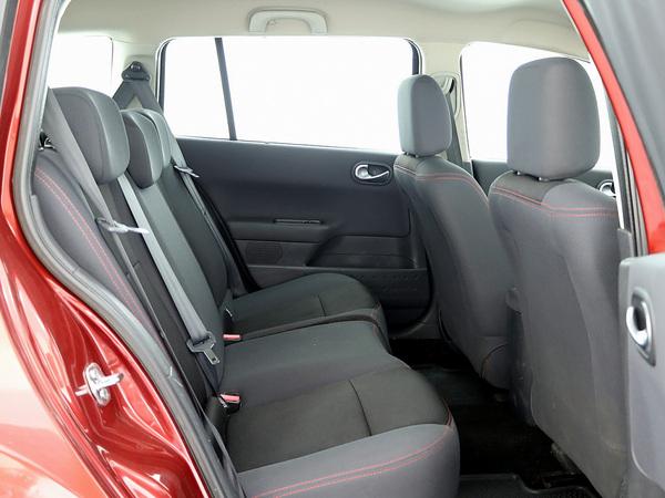 Sarkans Renault Megane 2007 Tallina, ar dzinēja tilpumu 1.60 L un nobraukumu 116 tūkst. km par 1499 €, foto 8 vietnē AUTOMOTO.COM.LV