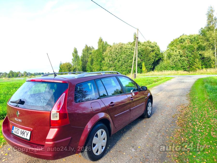 Sarkans Renault Megane 2008 Viljandi, ar dzinēja tilpumu 1.60 L un nobraukumu 176 tūkst. km par 2300 €, foto 5 vietnē AUTOMOTO.COM.LV