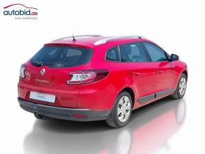 Sarkans Renault Megane 2009 Limbaži, ar dzinēja tilpumu 1.60 L un nobraukumu 169 tūkst. km par 3950 €, foto 9 vietnē AUTOMOTO.COM.LV