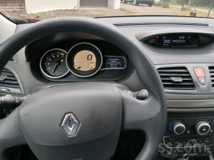 Sarkans Renault Megane 2009 Limbaži, ar dzinēja tilpumu 1.60 L un nobraukumu 169 tūkst. km par 3950 €, foto 10 vietnē AUTOMOTO.COM.LV