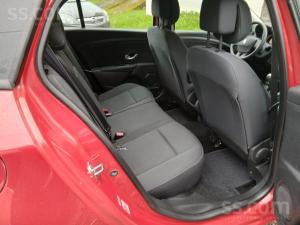 Sarkans Renault Megane 2009 Limbaži, ar dzinēja tilpumu 1.60 L un nobraukumu 169 tūkst. km par 3950 €, foto 11 vietnē AUTOMOTO.COM.LV