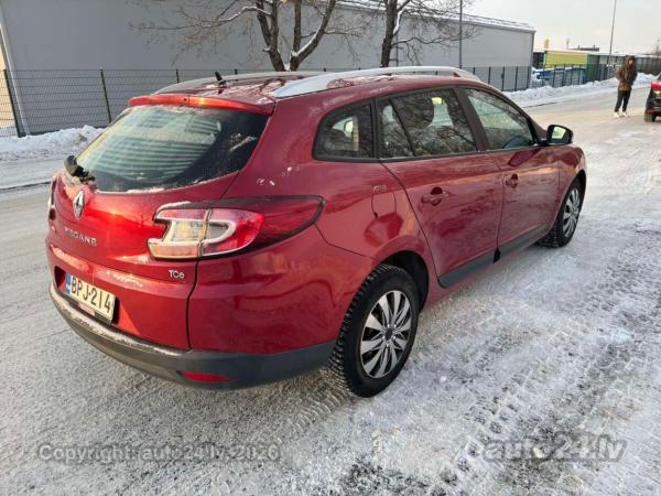 Sarkans Renault Megane 2012 Tallina, ar dzinēja tilpumu 1.40 L un nobraukumu 0 tūkst. km par 2600 €, foto 1 vietnē AUTOMOTO.COM.LV