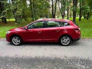 Sarkans Renault Megane 2015 Tartu, ar dzinēja tilpumu 1.20 L un nobraukumu 143 tūkst. km par 5000 €, foto  vietnē AUTOMOTO.COM.LV