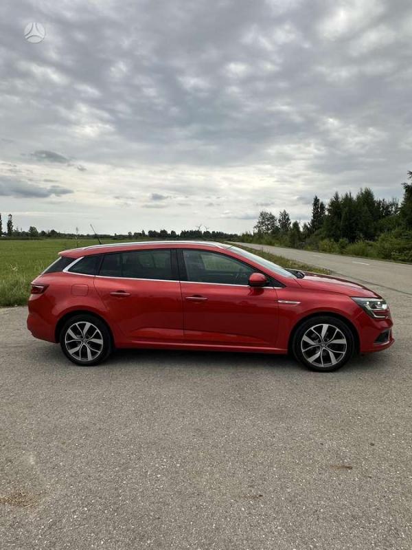 Red Renault Megane 2016 in Taurage, with an engine capacity of 1.20 L and mileage of 100 thousand km for 6100 €, photo 4 on AUTOMOTO.COM.LV