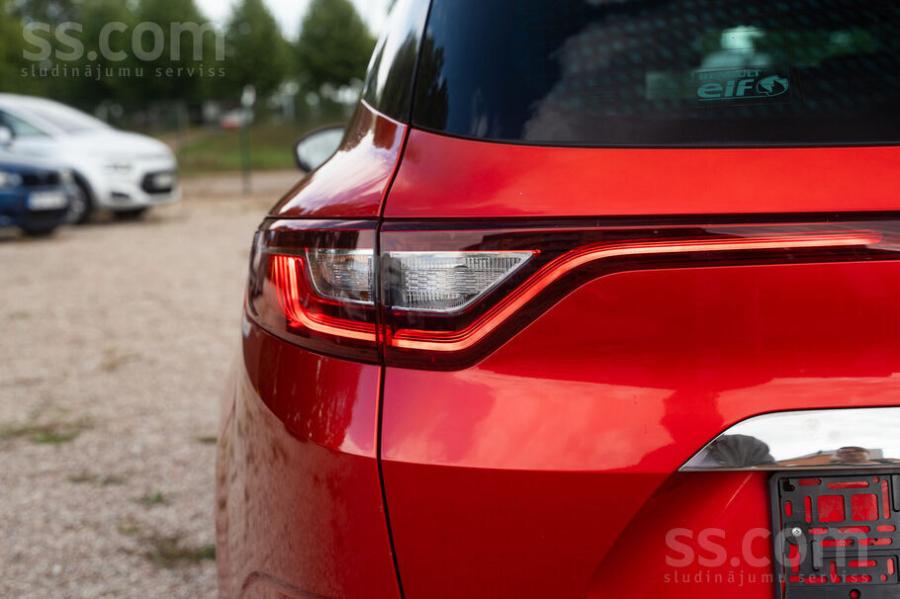 Sarkans Renault Megane 2016 Liepāja, ar dzinēja tilpumu 1.20 L un nobraukumu 101 tūkst. km par 7200 €, foto 11 vietnē AUTOMOTO.COM.LV