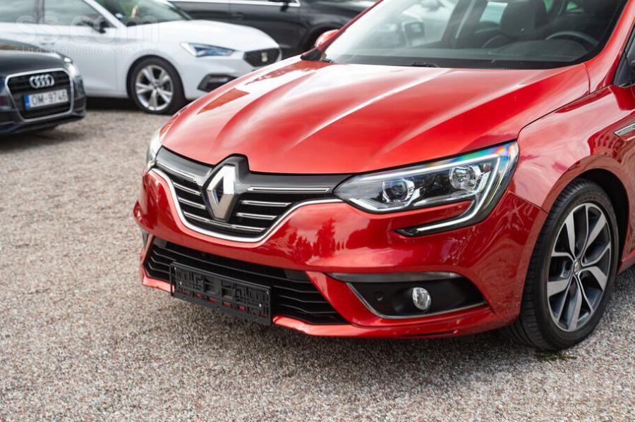 Sarkans Renault Megane 2016 Liepāja, ar dzinēja tilpumu 1.20 L un nobraukumu 101 tūkst. km par 7200 €, foto 12 vietnē AUTOMOTO.COM.LV