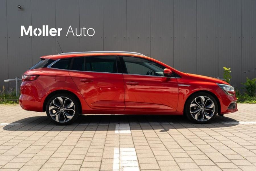 Red Renault Megane 2017 in Vilnius, with an engine capacity of 1.20 L and mileage of 125 thousand km for 9000 €, photo 8 on AUTOMOTO.COM.LV