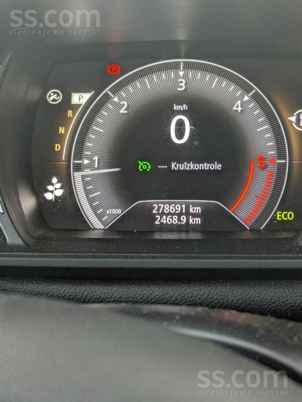 Sarkans Renault Megane 2017 Bauska, ar dzinēja tilpumu 1.50 L un nobraukumu 280 tūkst. km par 10700 €, foto 8 vietnē AUTOMOTO.COM.LV