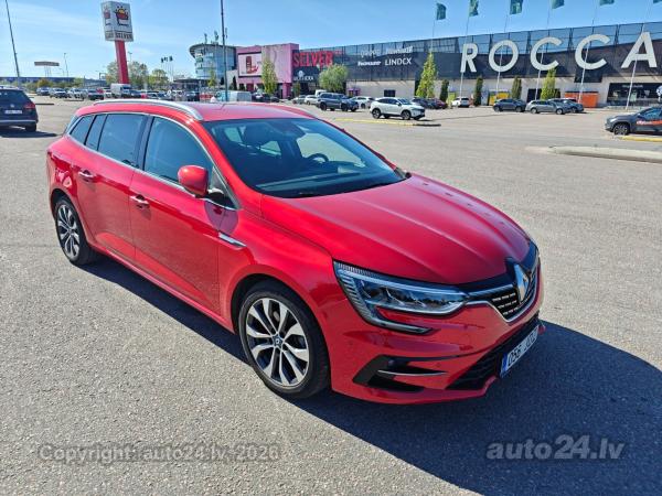 Red Renault Megane 2021 in Tallinn, with an engine capacity of 1.60 L and mileage of 70 thousand km for 17500 €, photo 1 on AUTOMOTO.COM.LV