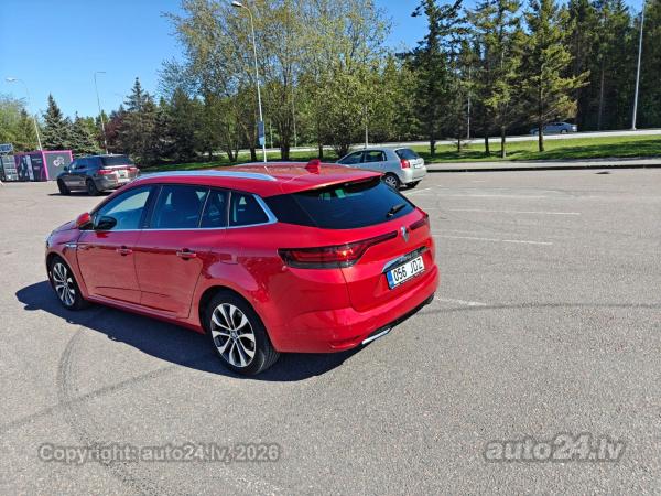 Red Renault Megane 2021 in Tallinn, with an engine capacity of 1.60 L and mileage of 70 thousand km for 17500 €, photo 6 on AUTOMOTO.COM.LV