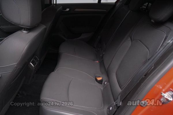 Red Renault Megane 2021 in Tallinn, with an engine capacity of 1.30 L and mileage of 172 thousand km for 9990 €, photo 9 on AUTOMOTO.COM.LV