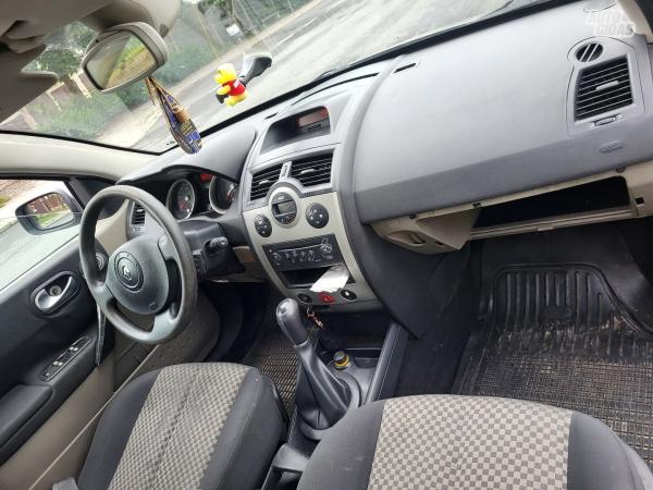 Renault Megane 2002 in Panevezys, with an engine capacity of 1.60 L and mileage of 207 thousand km for 630 €, photo 6 on AUTOMOTO.COM.LV
