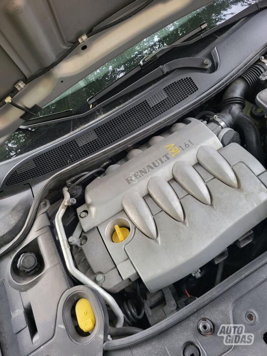 Renault Megane 2002 Panevēža, ar dzinēja tilpumu 1.60 L un nobraukumu 207 tūkst. km par 630 €, foto 11 vietnē AUTOMOTO.COM.LV