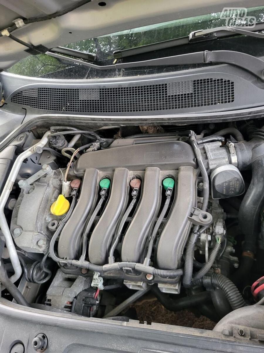 Renault Megane 2002 Panevēža, ar dzinēja tilpumu 1.60 L un nobraukumu 207 tūkst. km par 630 €, foto 12 vietnē AUTOMOTO.COM.LV
