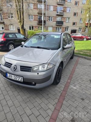 Renault Megane 2004 Jūrmala, ar dzinēja tilpumu 1.90 L un nobraukumu 271 tūkst. km par 1000 €, foto 4 vietnē AUTOMOTO.COM.LV