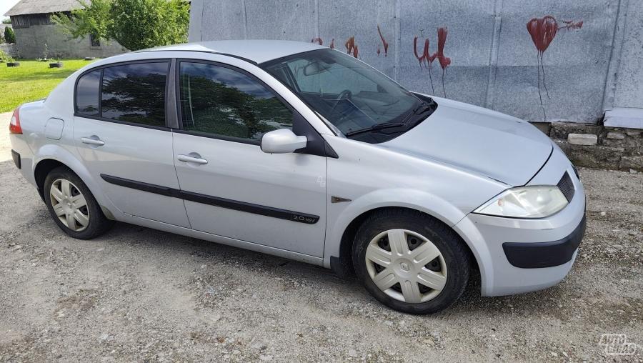 Renault Megane 2004 in Marijampole, with an engine capacity of 2.00 L and mileage of 220 thousand km for 450 €, photo 5 on AUTOMOTO.COM.LV
