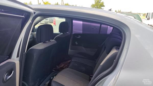 Renault Megane 2004 Marijampole, ar dzinēja tilpumu 2.00 L un nobraukumu 220 tūkst. km par 450 €, foto 10 vietnē AUTOMOTO.COM.LV