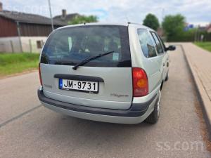 Renault Megane 2000 in Jekabpils, with an engine capacity of 1.60 L and mileage of 235 thousand km for 950 €, photo 6 on AUTOMOTO.COM.LV