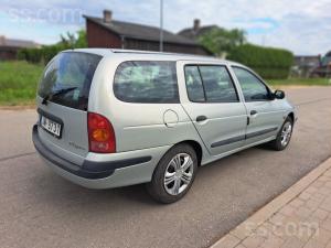 Renault Megane 2000 in Jekabpils, with an engine capacity of 1.60 L and mileage of 235 thousand km for 950 €, photo 7 on AUTOMOTO.COM.LV
