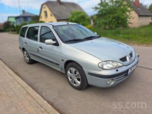 Renault Megane 2000 in Jekabpils, with an engine capacity of 1.60 L and mileage of 235 thousand km for 950 €, photo 8 on AUTOMOTO.COM.LV