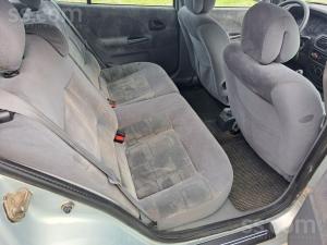 Renault Megane 2000 in Jekabpils, with an engine capacity of 1.60 L and mileage of 235 thousand km for 950 €, photo 14 on AUTOMOTO.COM.LV