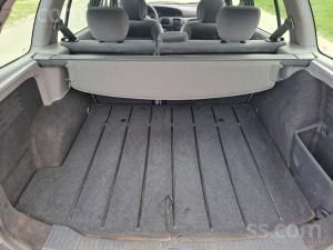 Renault Megane 2000 in Jekabpils, with an engine capacity of 1.60 L and mileage of 235 thousand km for 950 €, photo 16 on AUTOMOTO.COM.LV