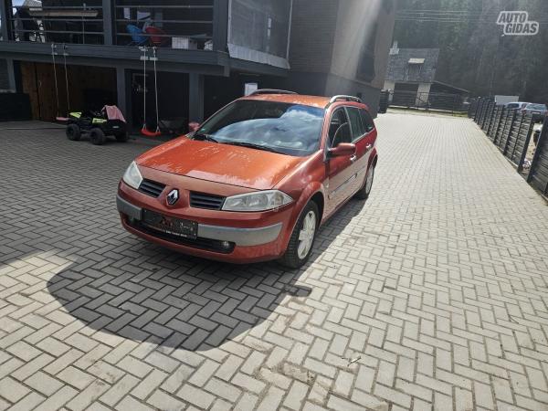 Renault Megane 2004 Prienai, ar dzinēja tilpumu 1.60 L un nobraukumu 234 tūkst. km par 800 €, foto 1 vietnē AUTOMOTO.COM.LV