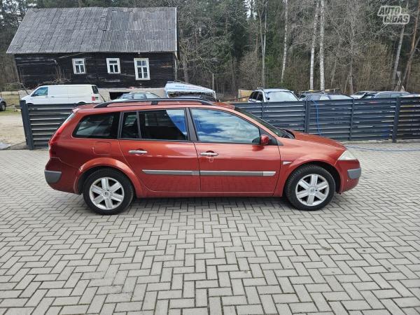 Renault Megane 2004 Prienai, ar dzinēja tilpumu 1.60 L un nobraukumu 234 tūkst. km par 800 €, foto 7 vietnē AUTOMOTO.COM.LV