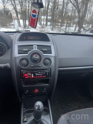 Renault Megane 2007 Bauska, ar dzinēja tilpumu 1.40 L un nobraukumu 360 tūkst. km par 900 €, foto 7 vietnē AUTOMOTO.COM.LV
