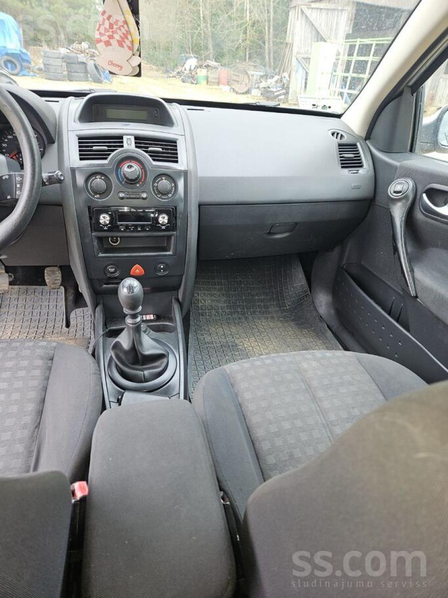 Renault Megane 2007 Rēzekne, ar dzinēja tilpumu 1.50 L un nobraukumu 231 tūkst. km par 1300 €, foto 8 vietnē AUTOMOTO.COM.LV
