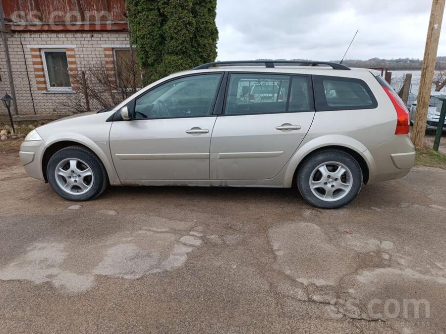 Renault Megane 2007 in Kraslava, with an engine capacity of 1.60 L and mileage of 196 thousand km for 1500 €, photo 4 on AUTOMOTO.COM.LV