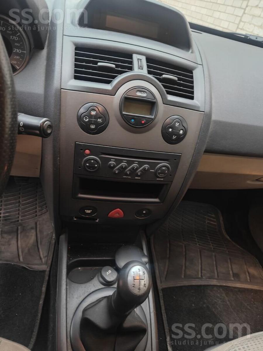 Renault Megane 2007 in Riga, with an engine capacity of 1.50 L and mileage of 298 thousand km for 1450 €, photo 5 on AUTOMOTO.COM.LV